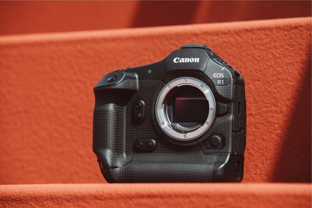 Canon EOS R1 ve EOS R5 Mark II tanıtıldı